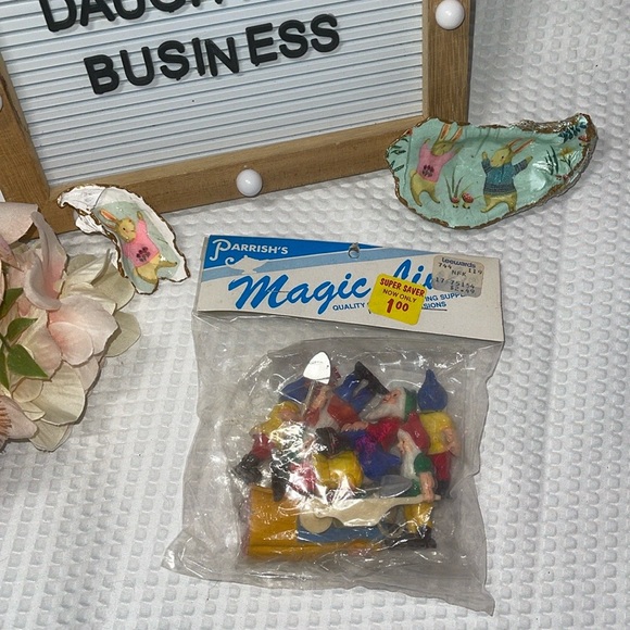 Parrish Magic Link | Party Supplies | Parrish 985 Magic Line Cake ...
